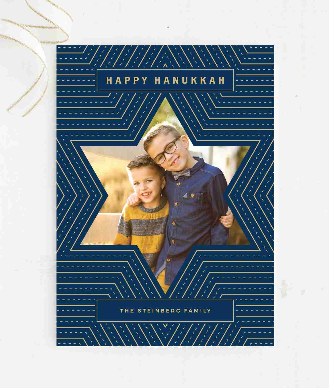 13 ways to make your holiday card pop/planning & design guide