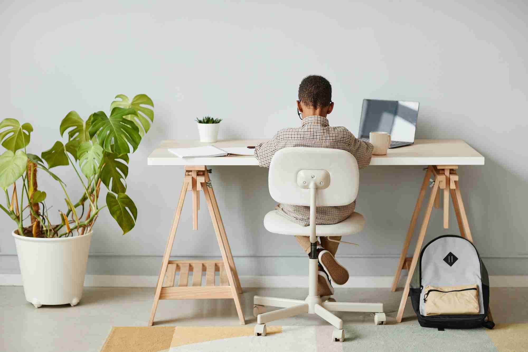 How to set-up study corner for kids